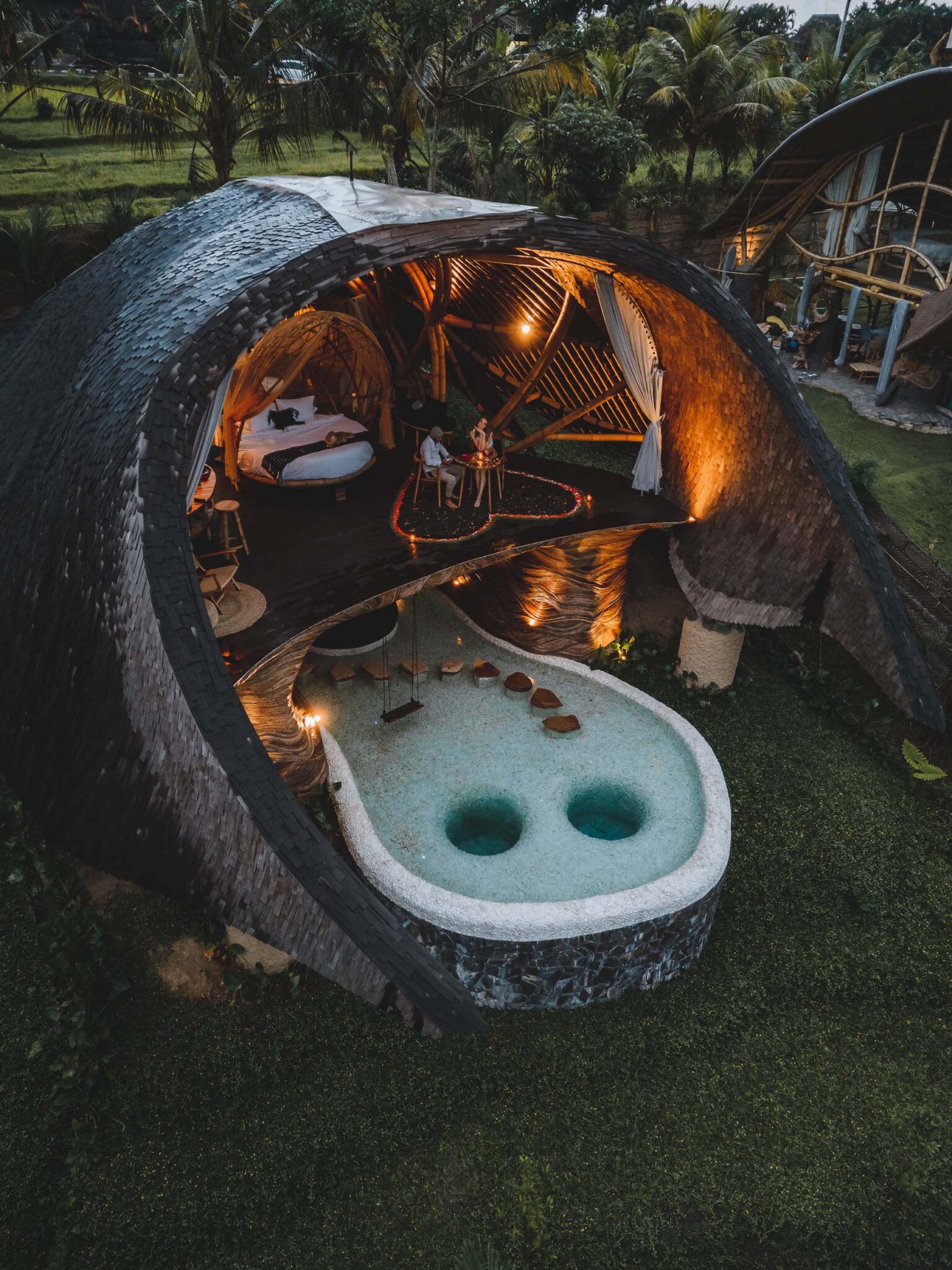 Scorpio House | DIRECT BOOKING